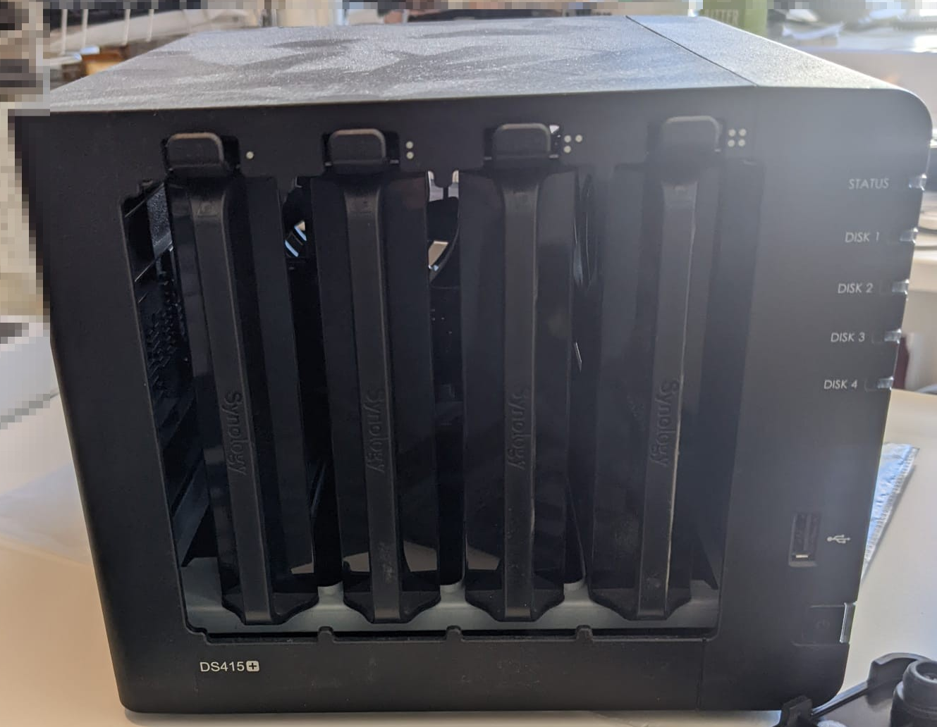 Synology DS415+ does not boot - How to fix it!