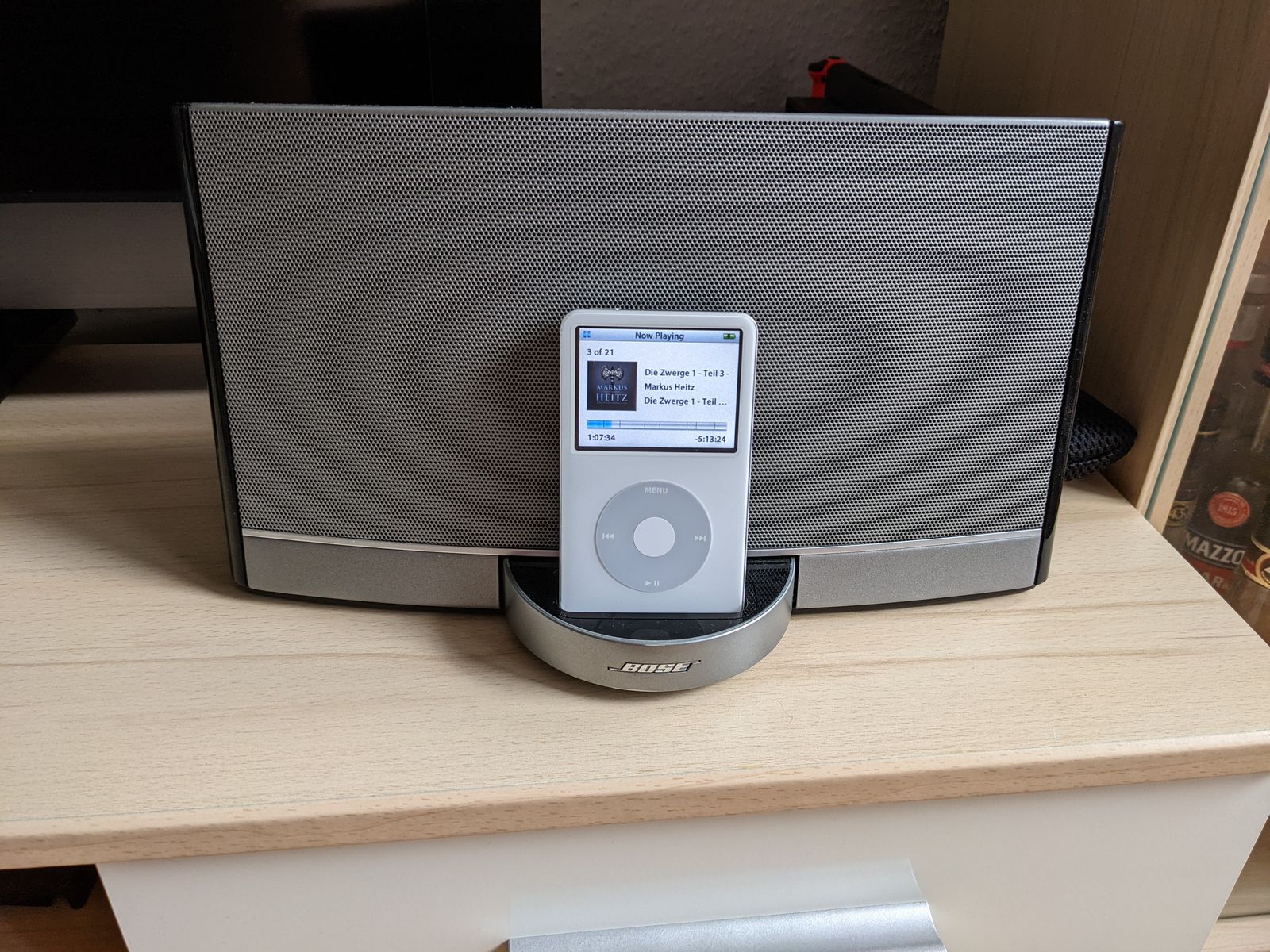 Modding an iPod Classic - 1 TB and bigger battery